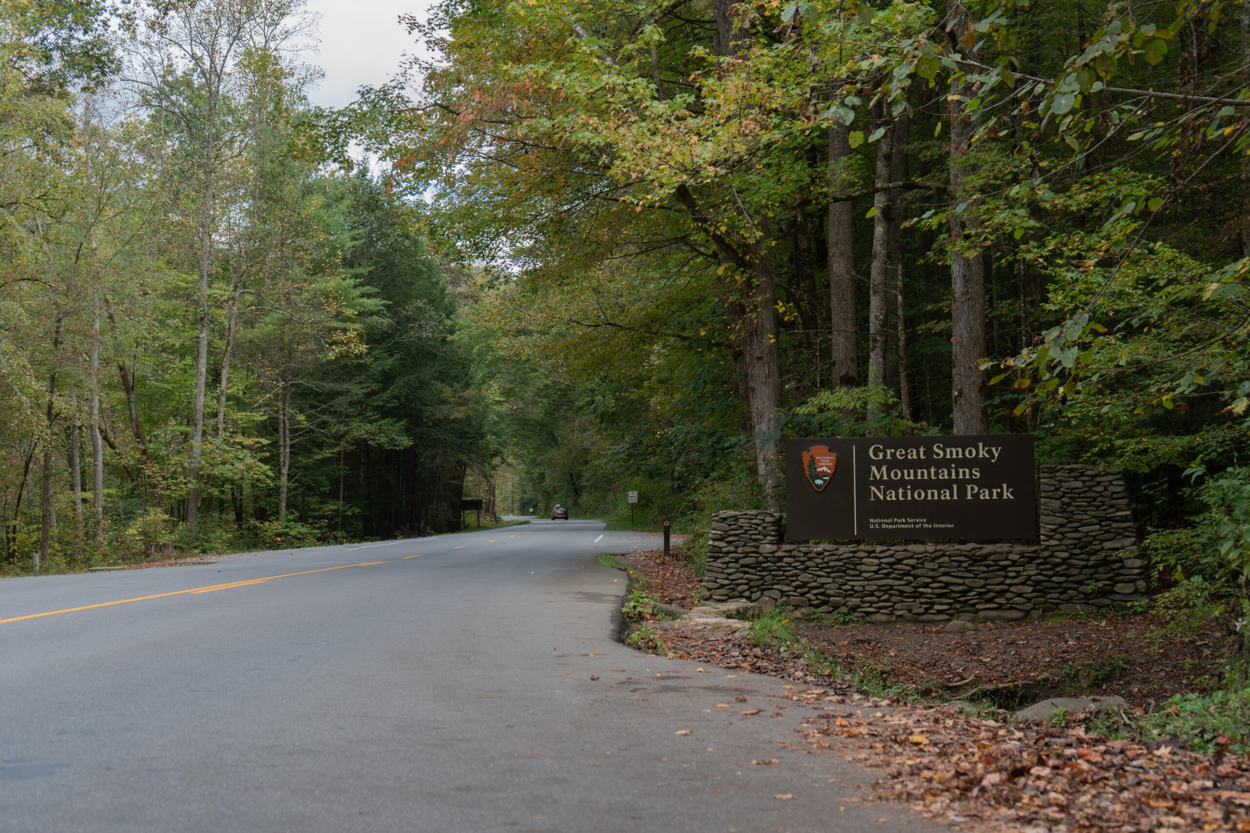 Despite federal shutdown, local and state funds keep Great Smoky ...