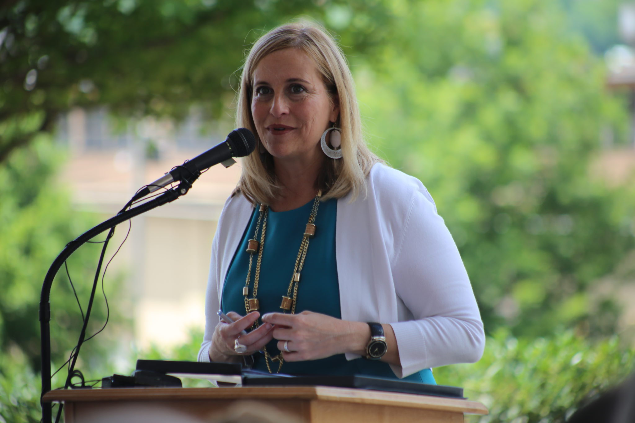 Former Nashville Mayor Megan Barry announces run for Congress | WPLN News