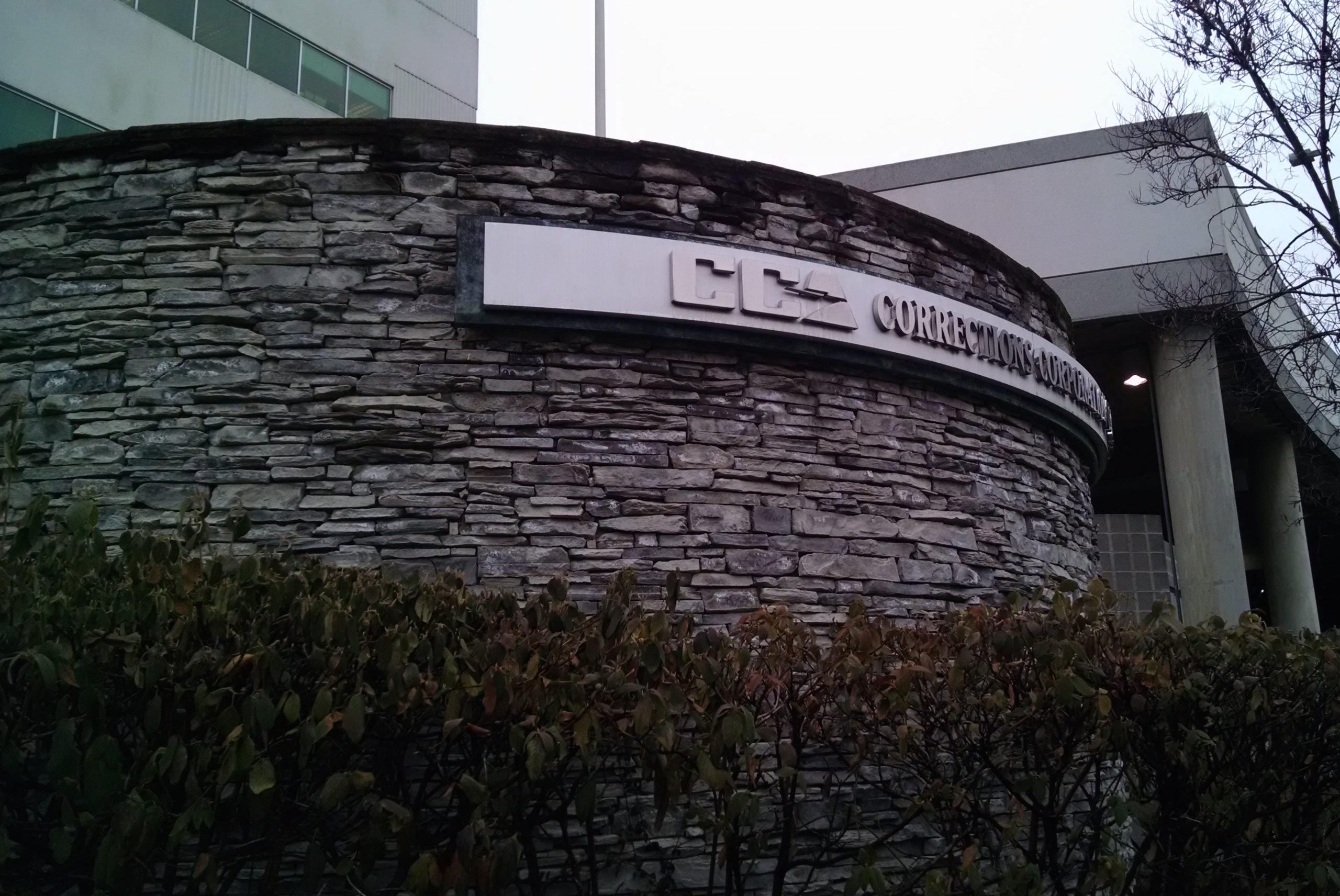 Lawsuit Says CCA Prison Guards Strip-Searched Visitor To Prove She Was ...