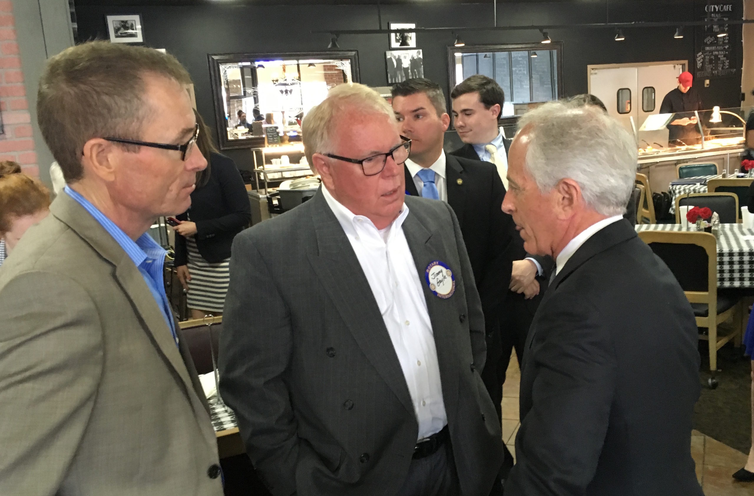 Corker Gives Kudos To Trump For 'Positive Evolution' On Foreign Policy ...