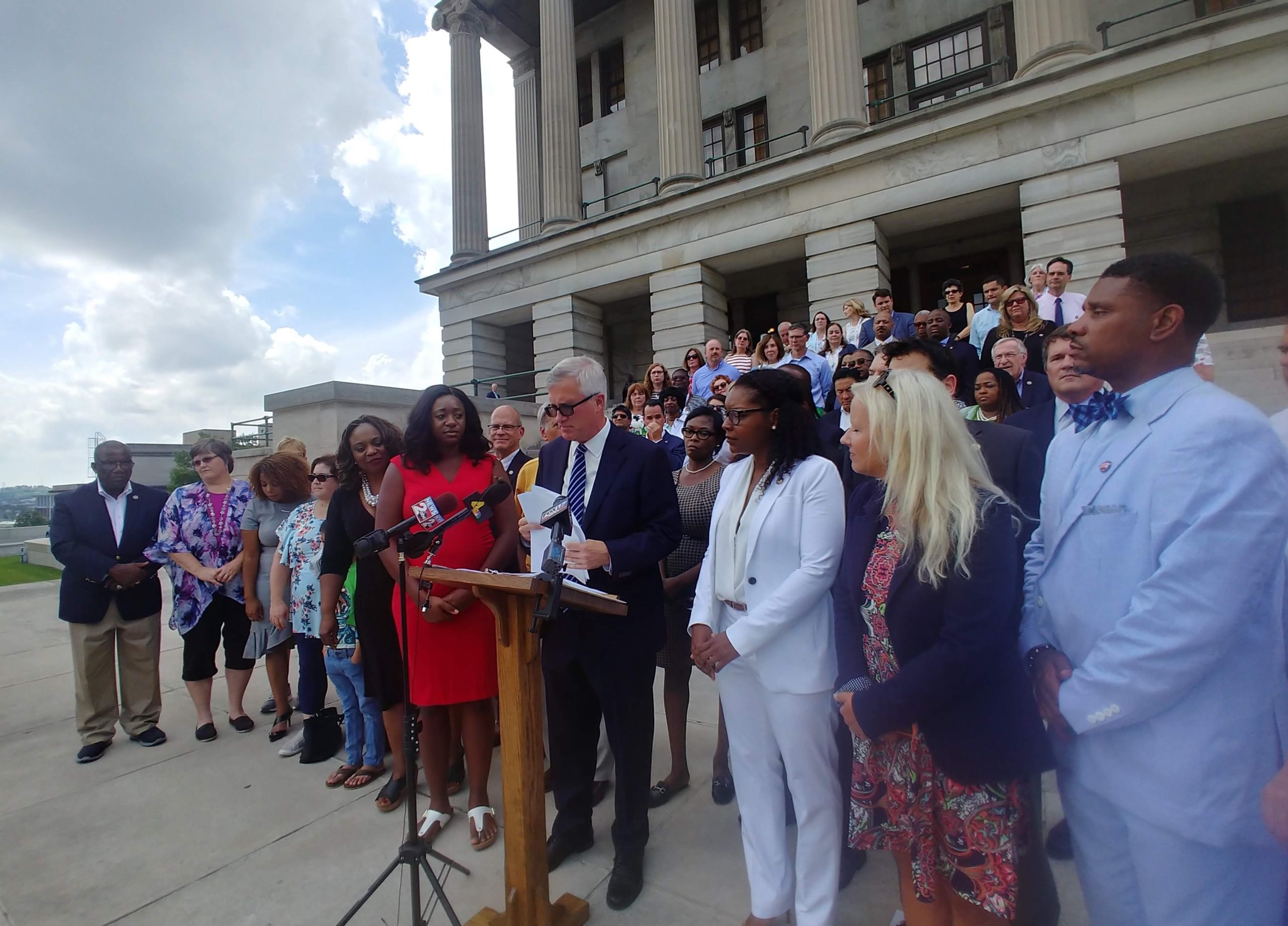 The Tri-Star State: There's A National Conversation On Gun Control ...