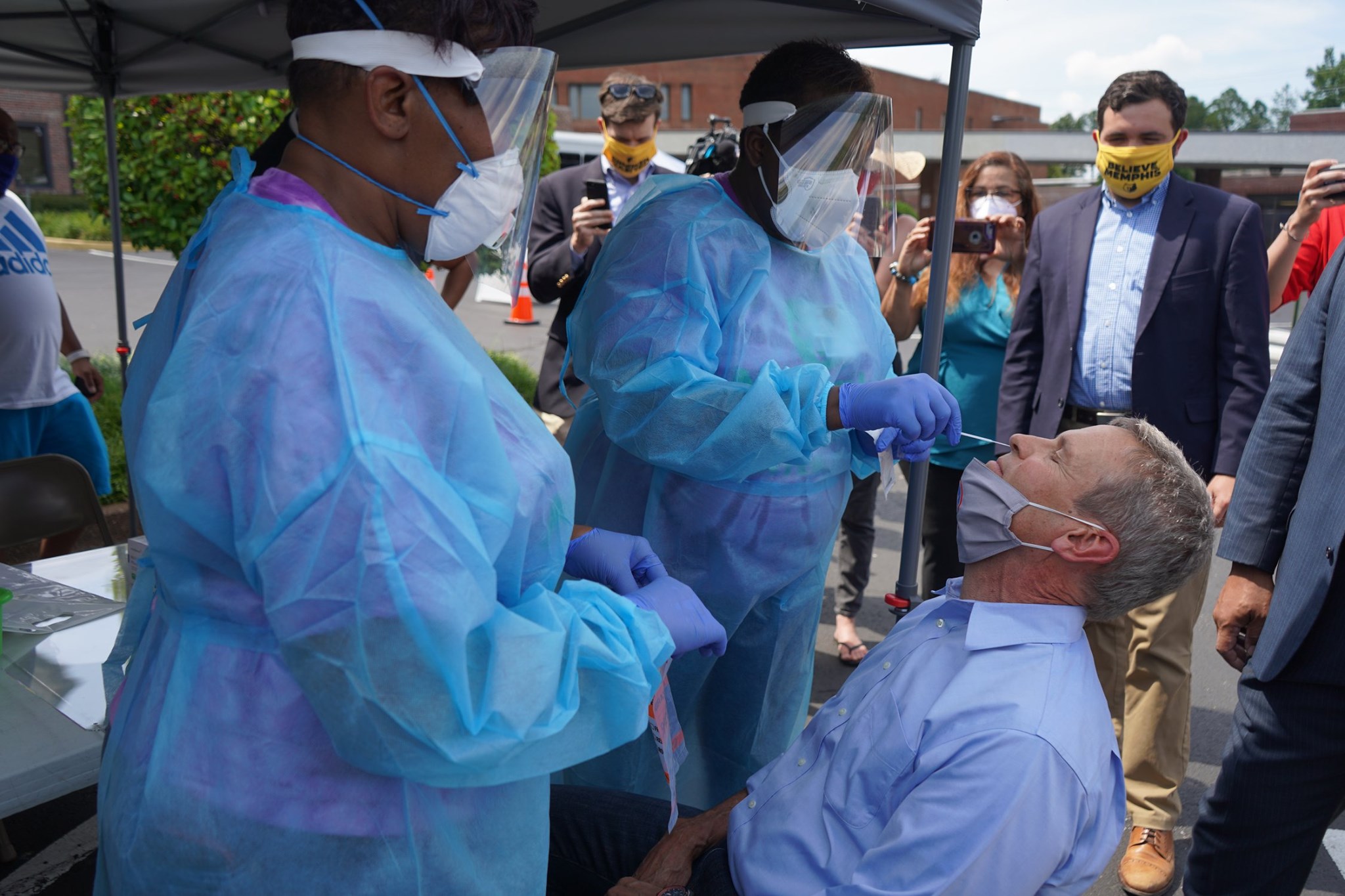 Masks Seen As Tennessee’s Last Hope To Re-Flatten The Curve | WPLN News