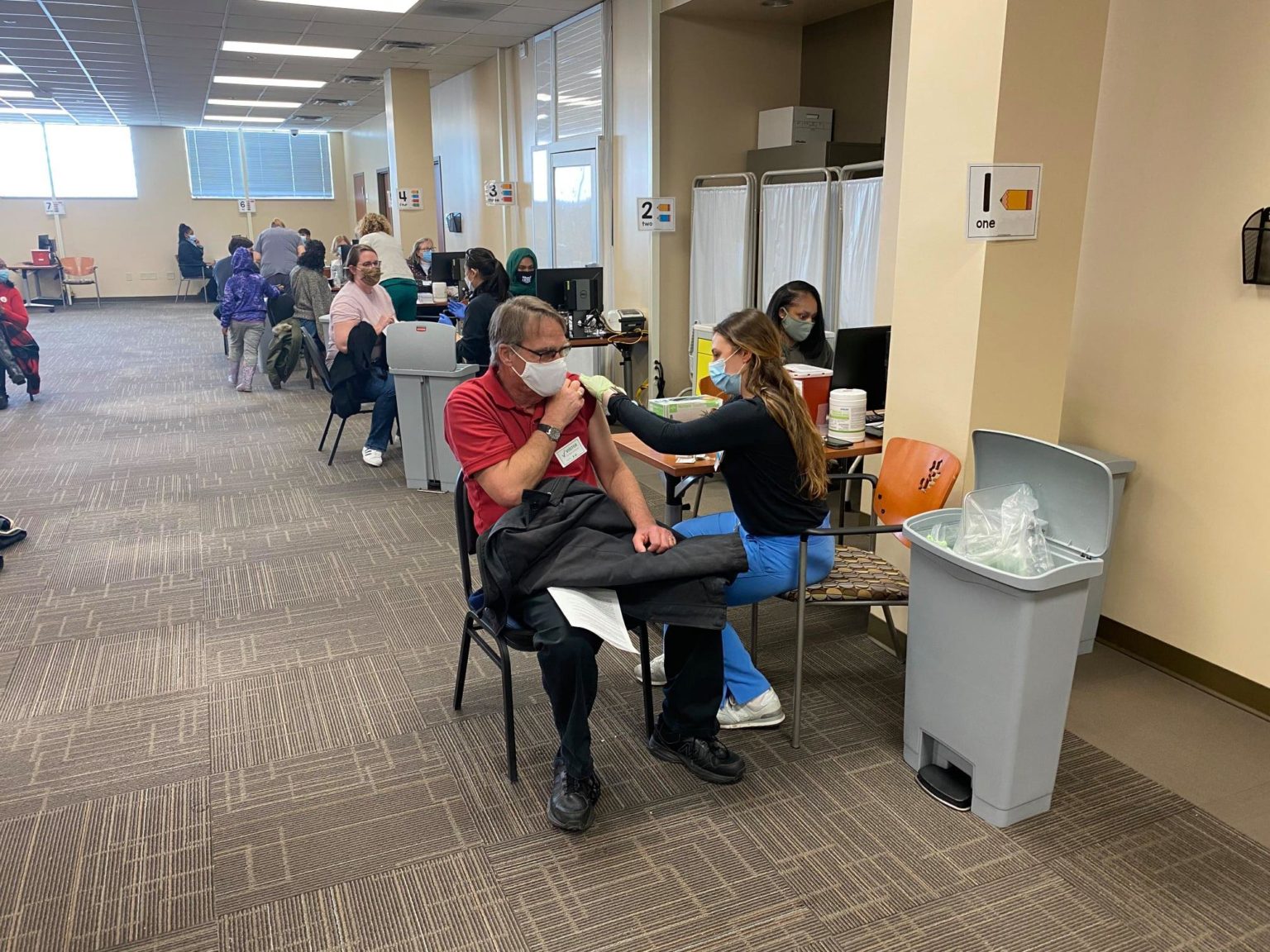 Metro Schools Staff And Educators Begin Receiving Long-Awaited COVID-19 ...