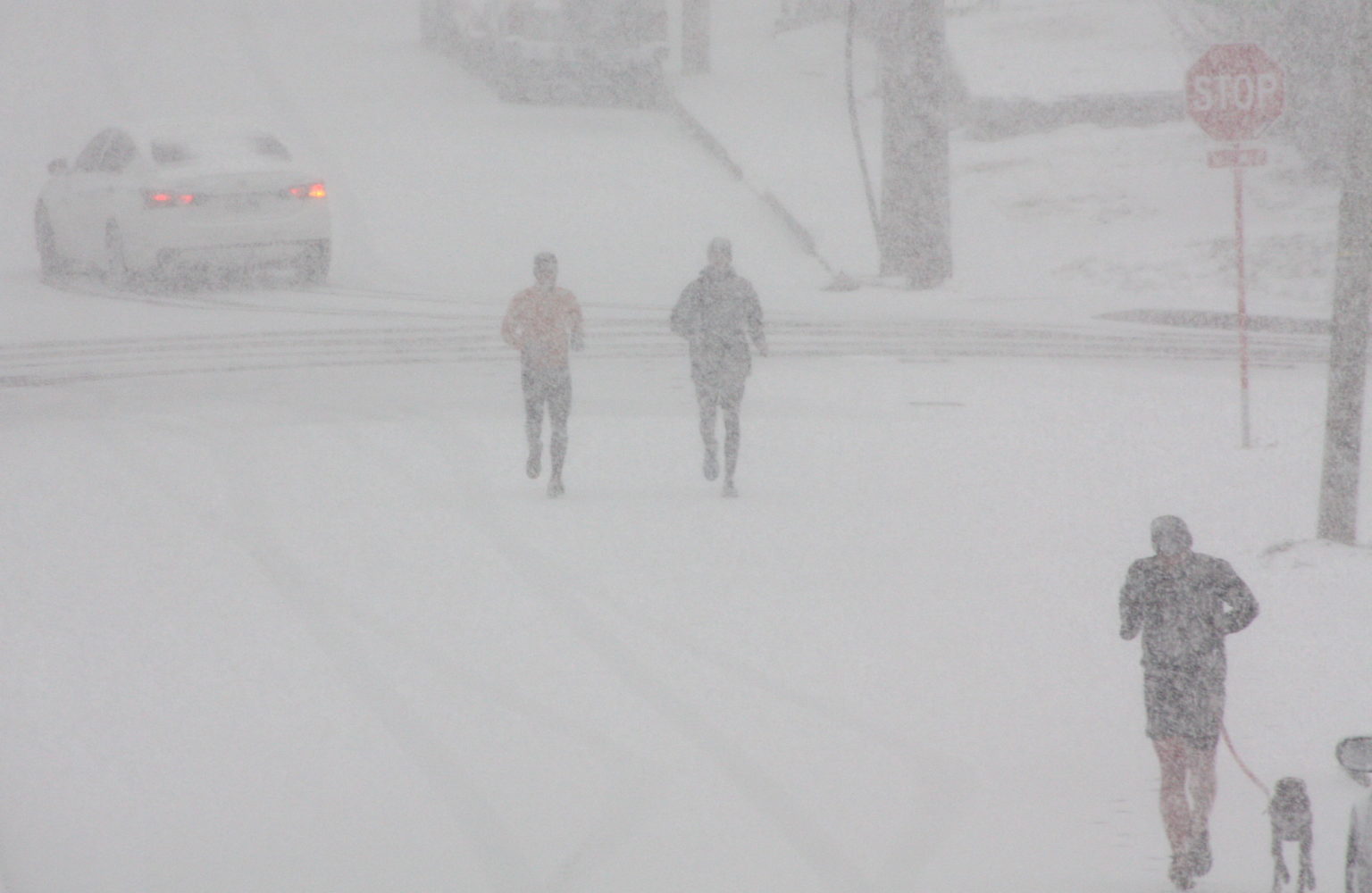 Snow arrives in Middle Tennessee, with hazardous road conditions ...