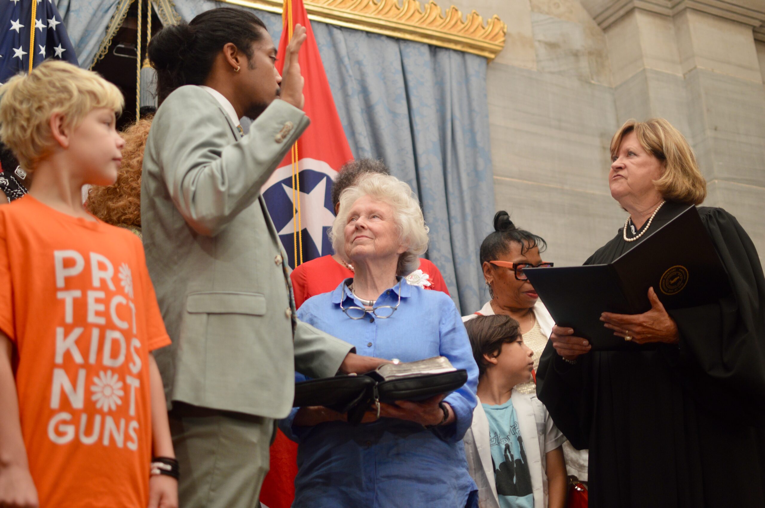 Rep. Justin Jones sworn in days ahead of Tennessee's special session on ...