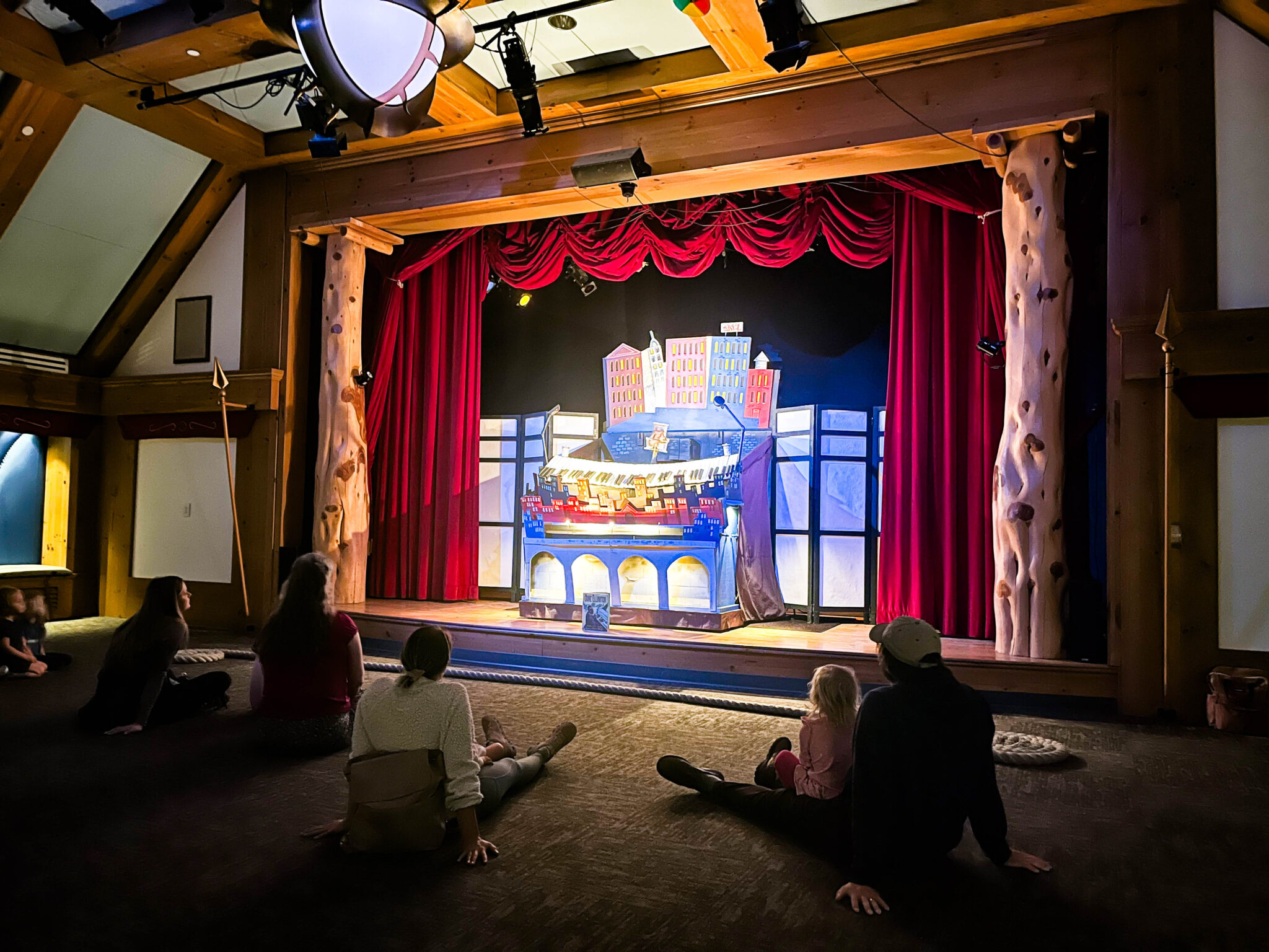 How the Nashville Public Library brings books to life through puppetry ...