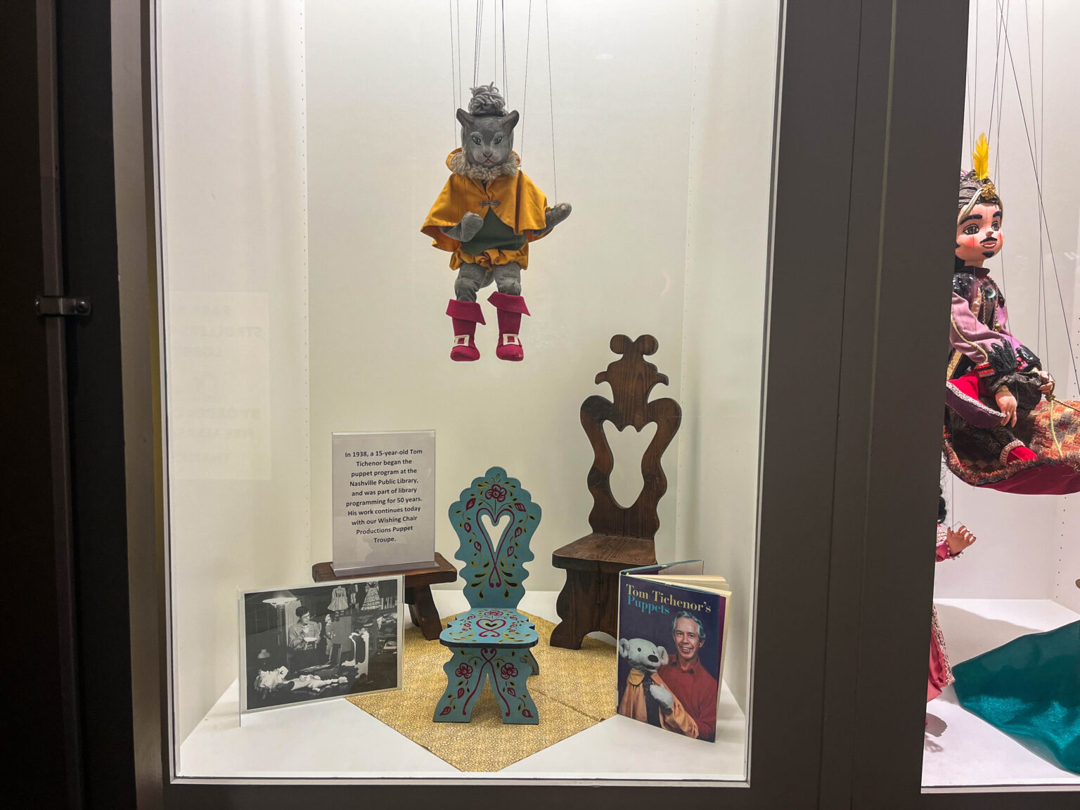 How the Nashville Public Library brings books to life through puppetry ...