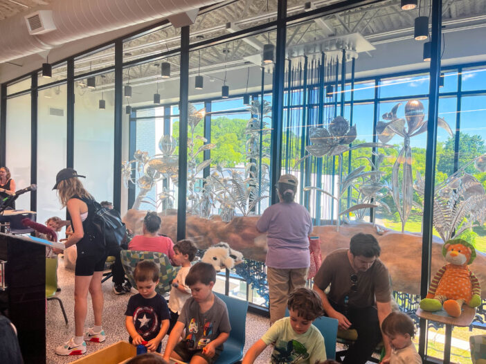 New Donelson library capitalizes on trends, with grandiose sculpture ...