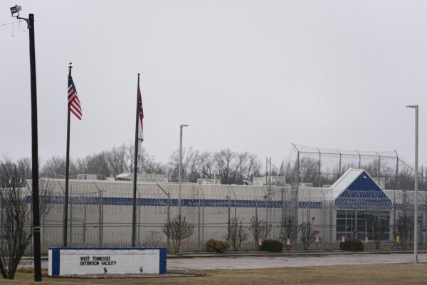 A regional ICE detention center is coming to rural Tennessee | WPLN News