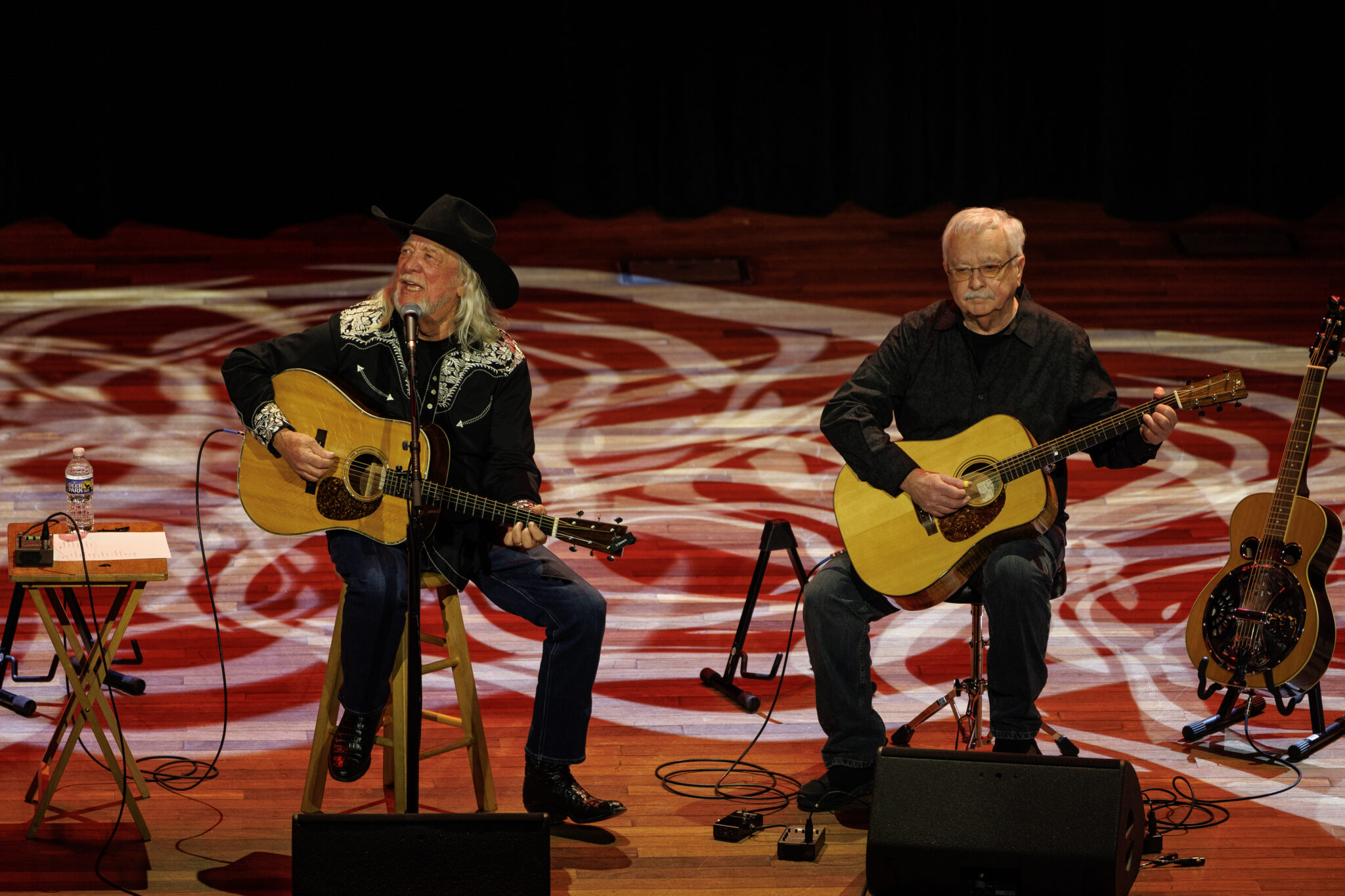John Anderson sings for the doctors who gave him his music back | WPLN News